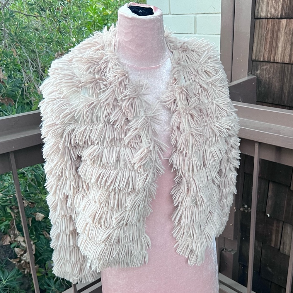 Jacket-Fluffy, Furry, Shaggy, Layered Fringe, Open Fr… - Gem